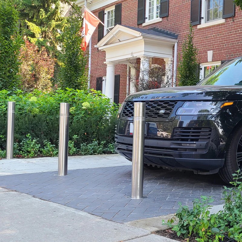 Ottawa Bollards | Crusader Concrete